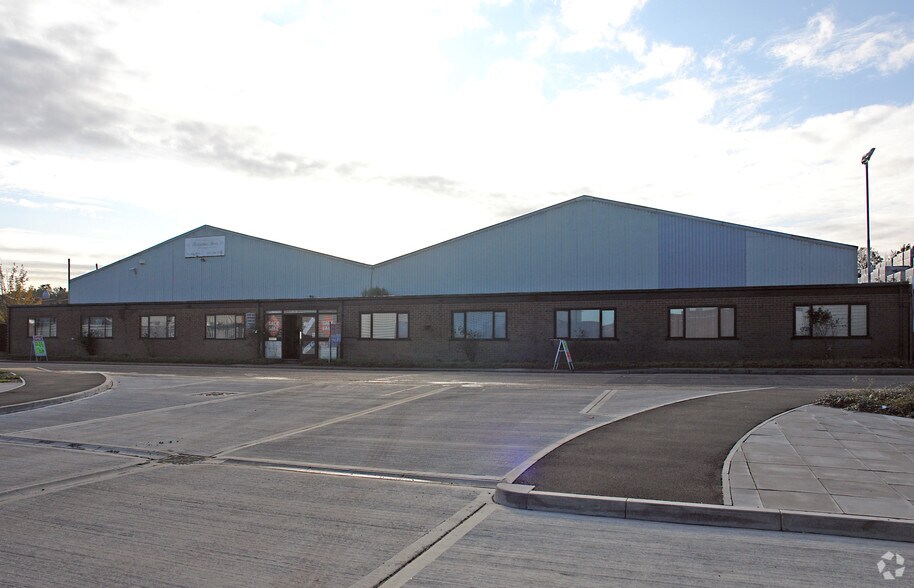 Motherwell Way, Grays, RM20 3XD - Industrial for Sale | LoopNet UK