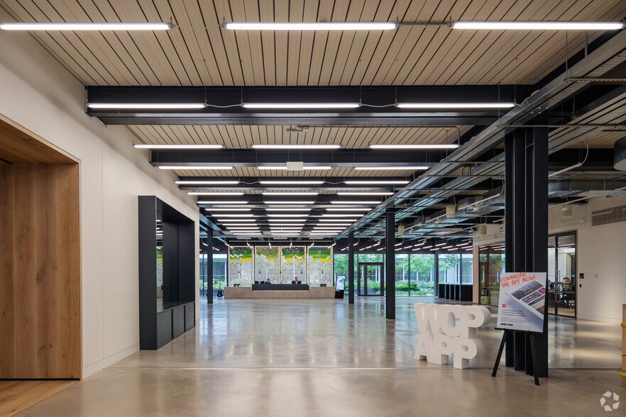 Wood Ln, London, W12 7TU - WestWorks - Office to Rent - 8,300 sq ft - GBR