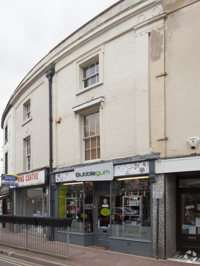 5 Leg St, Oswestry SY11 2NL | LoopNet UK