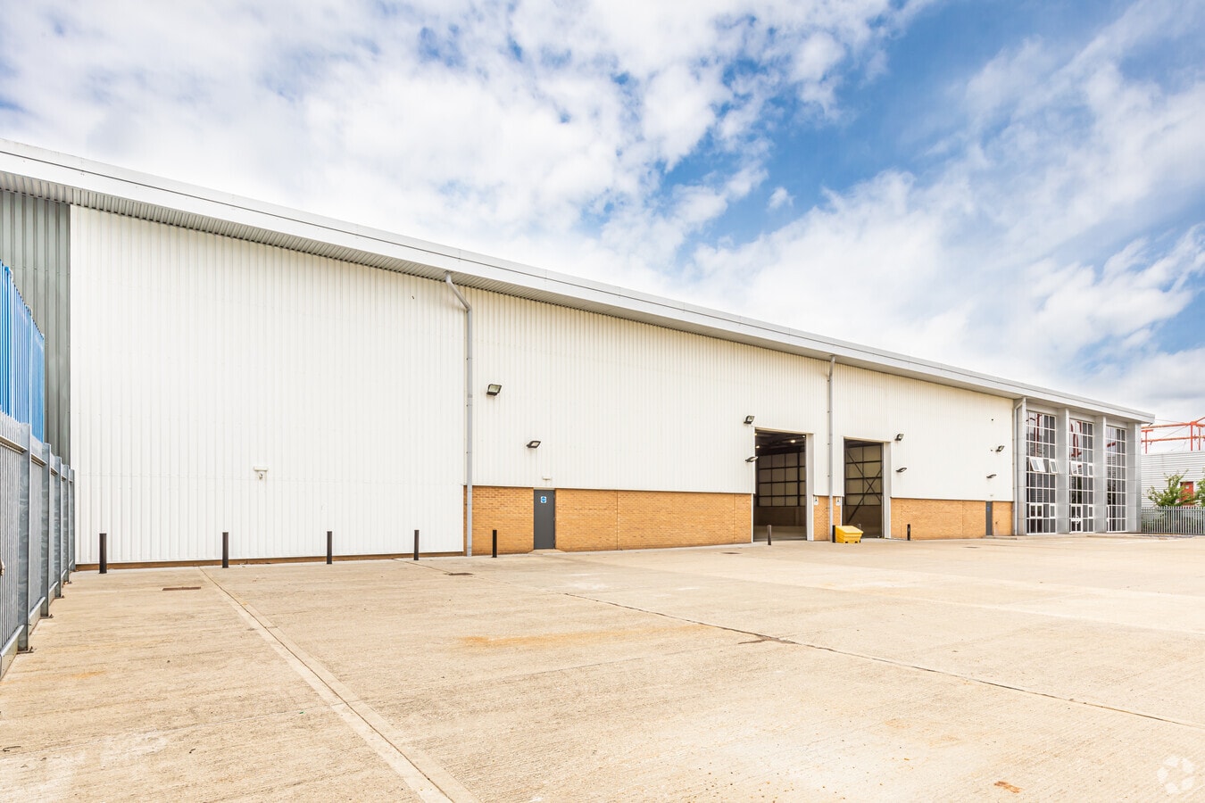 64-68 Alpine Way, London E6 6LL | LoopNet UK