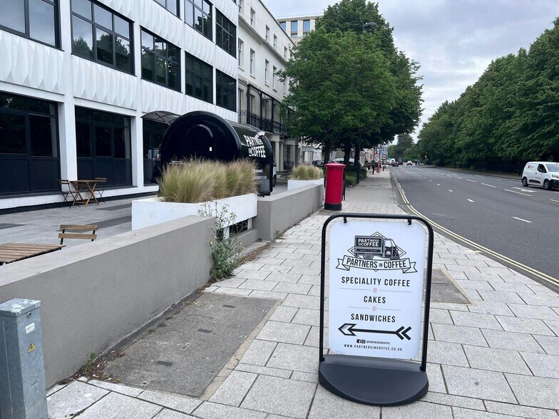 1-4 Cumberland Pl, Southampton, SO15 2NP - The White Building - Office ...