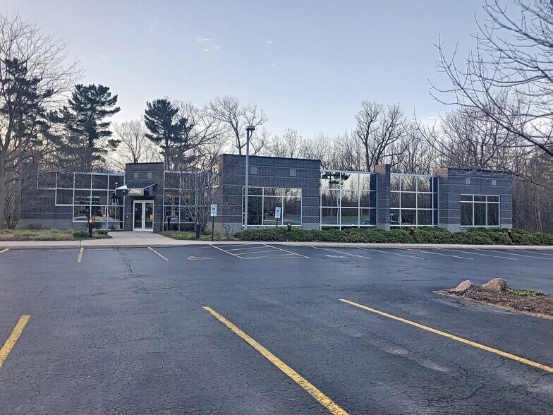 1375 W Main Ave, De Pere 54115 | LoopNet.co.uk