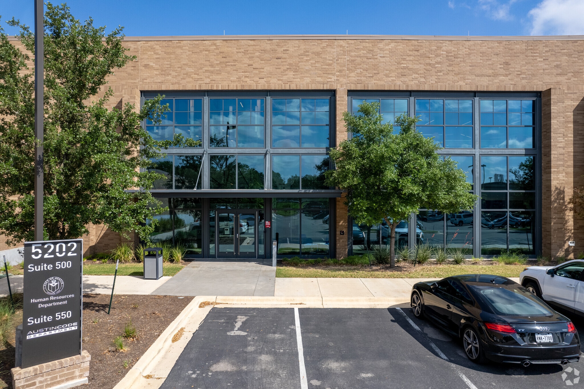 5202 E Ben White Blvd, Austin 78741 - Ben White | LoopNet.co.uk