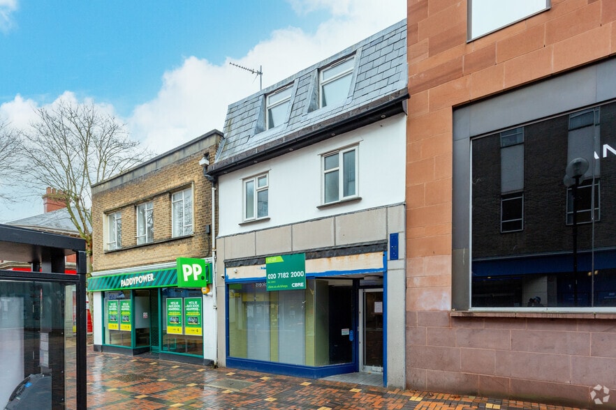 38 Bridge St, Swindon SN1 1BP | LoopNet.co.uk