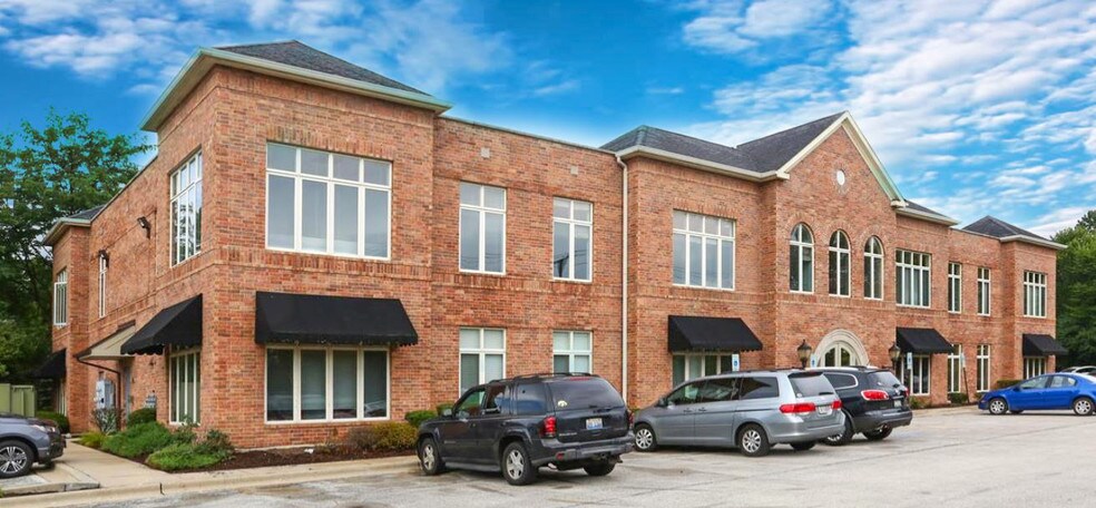 2592 E Grand Ave, Lindenhurst, IL 60046 | LoopNet UK