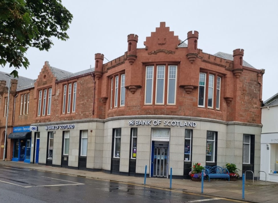 Retail Property for Sale in 8 Templehill, Troon, KA10 6BE - 3,592 sq ft ...