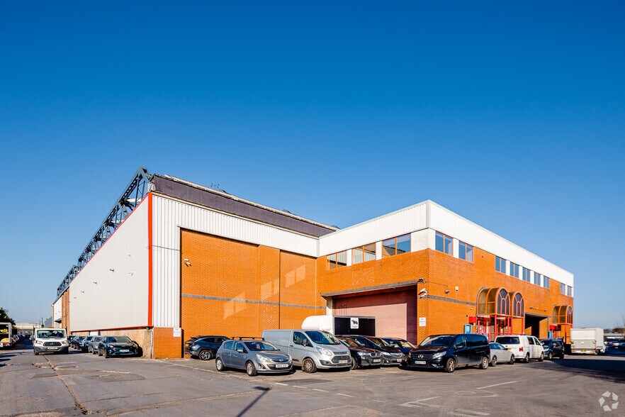 Alliance Rd, London W3 0RA | LoopNet UK