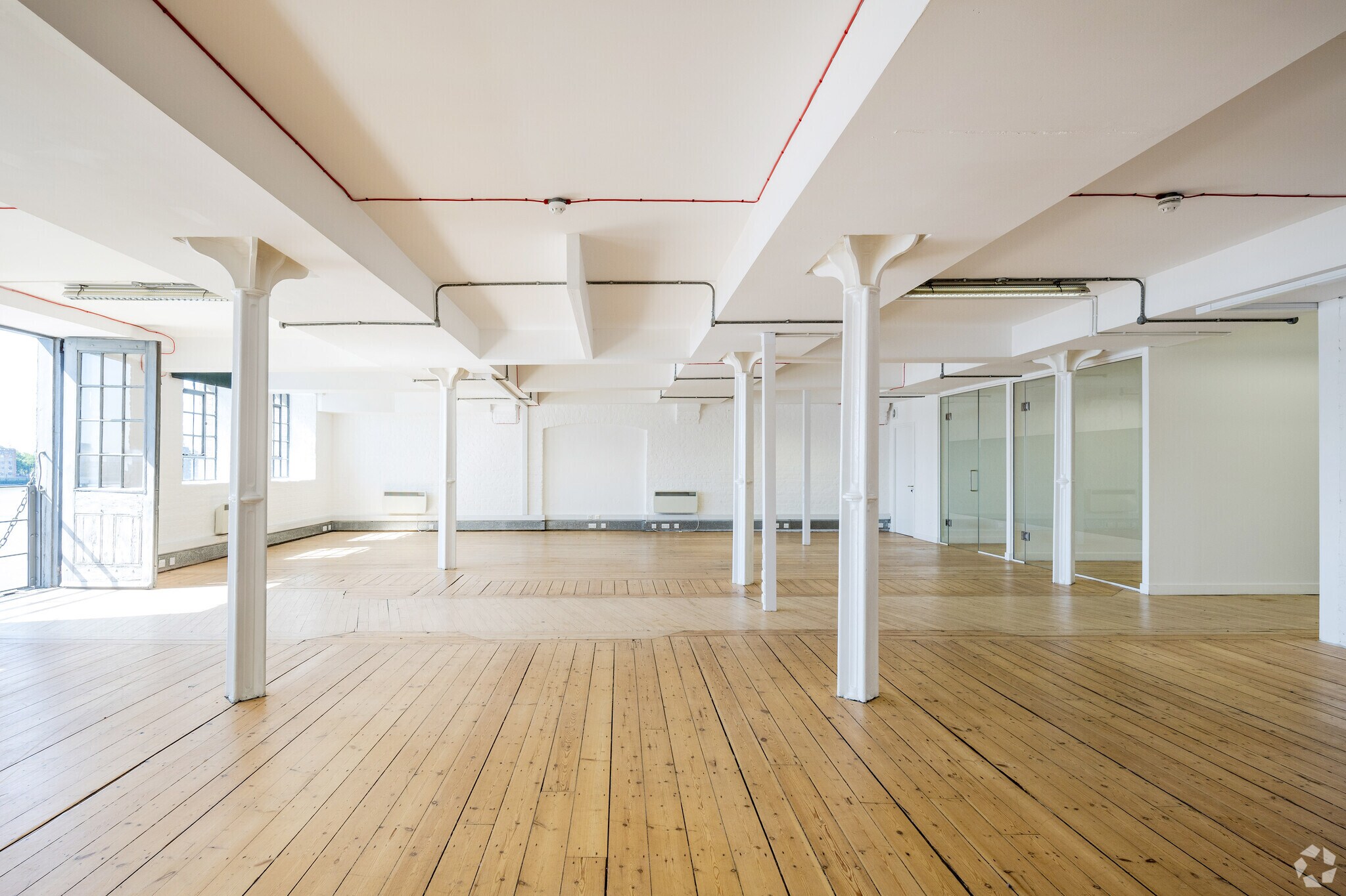 Office Space to Rent - Metropolitan Wharf, 70 Wapping Wall, London, E1W ...