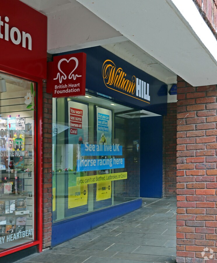 71 High St, Andover, SP10 1LP - GBR